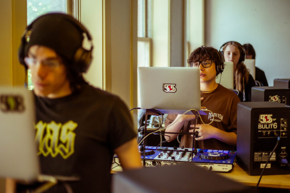 Programs – Warehouse 505